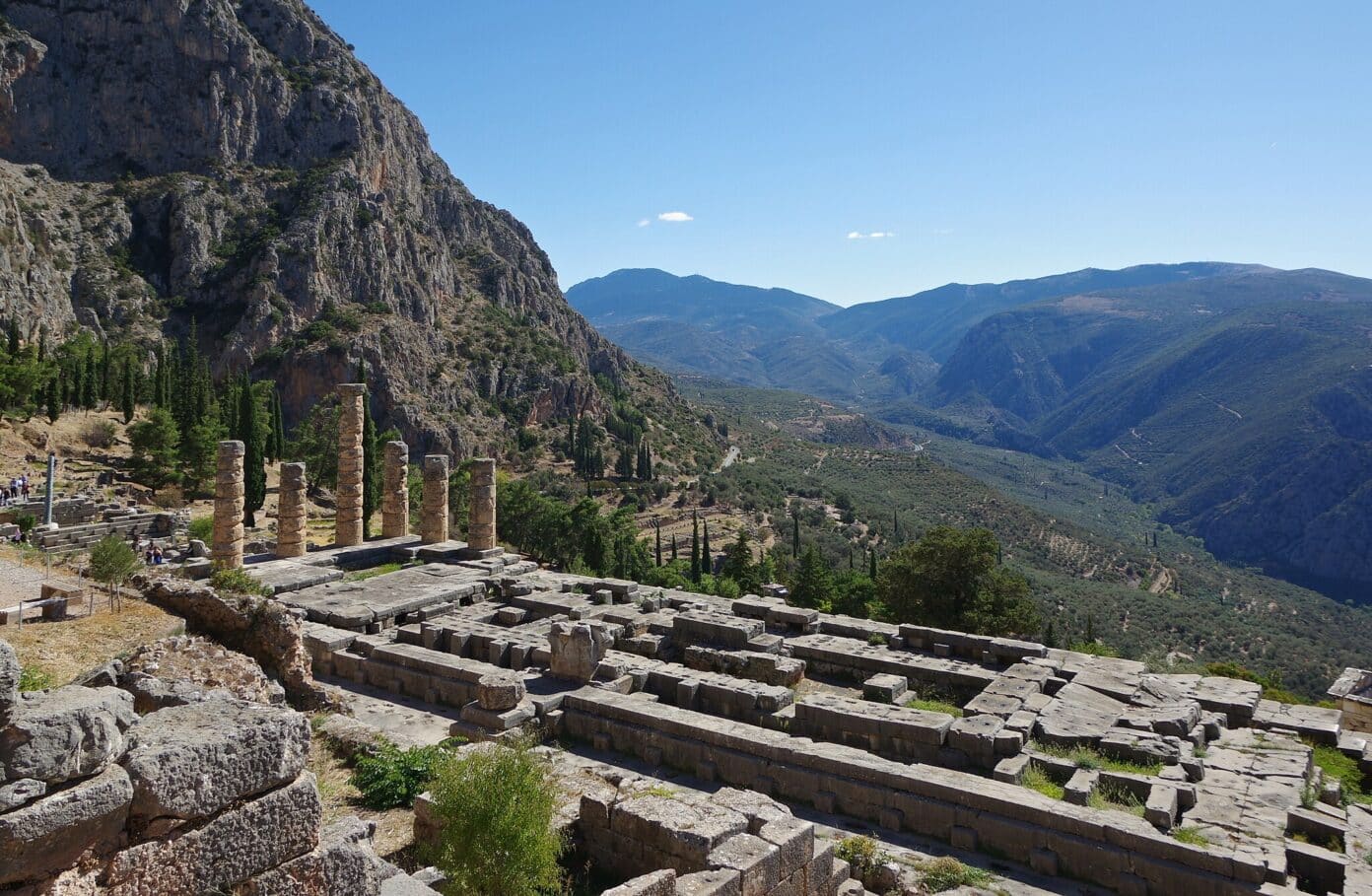 A Day in the Life of Pythia, the Ancient Oracle of Delphi ...