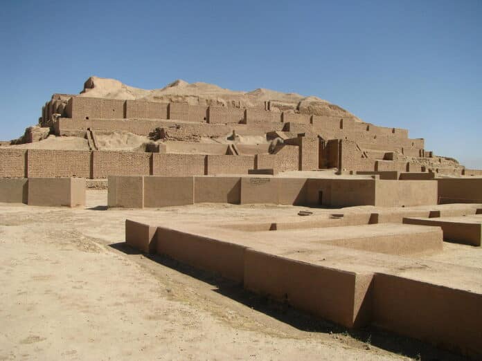 The Prince of Ancient Iran Who Fought in the Trojan War - GreekReporter.com