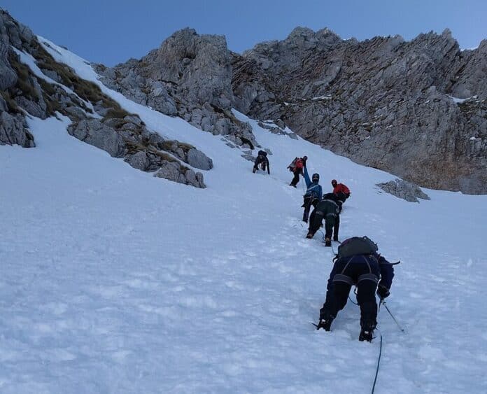Four Mountain Climbers Found Dead After Avalanche in Central Greece ...
