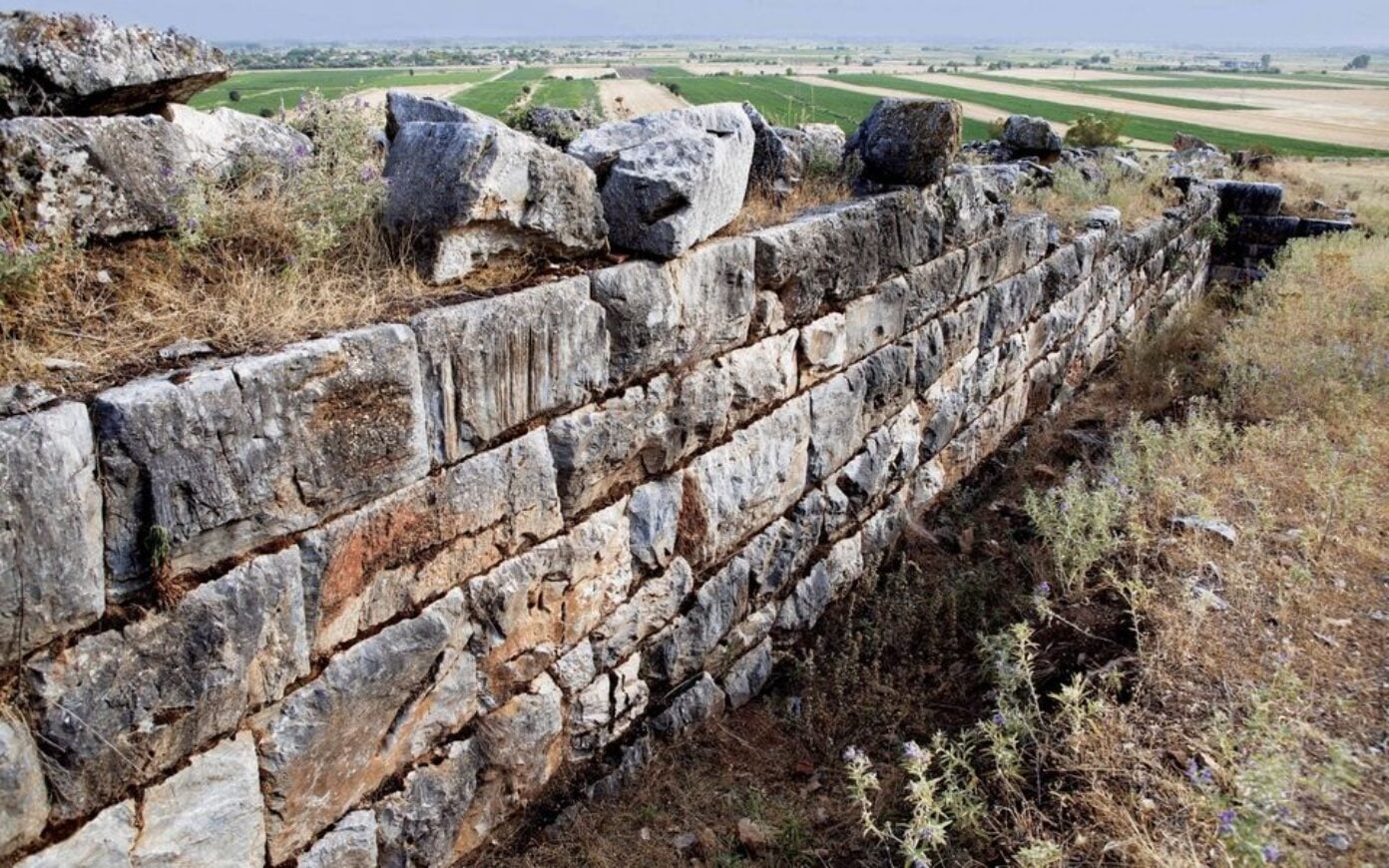 Greece Restores Ancient Citadel of Pelinna in Thessaly - GreekReporter.com